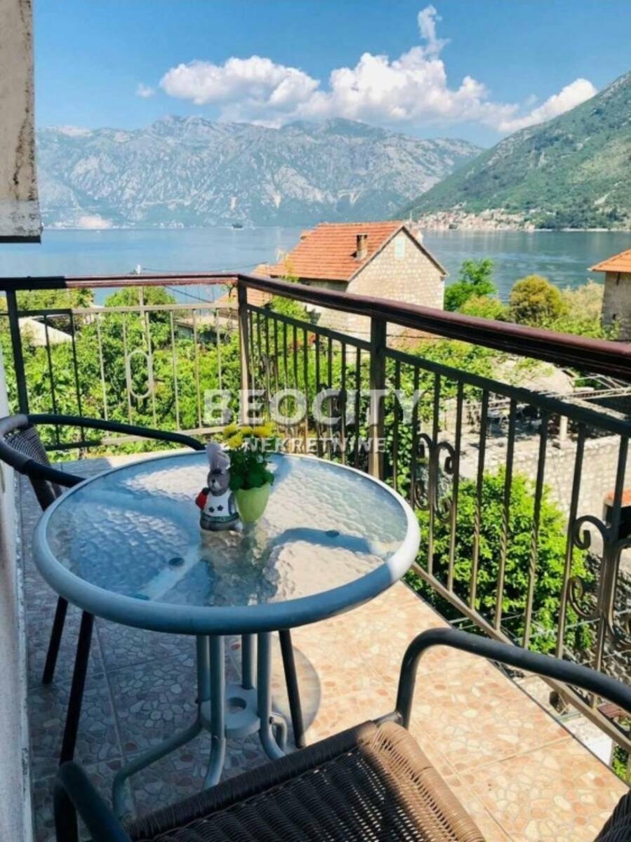 Kotor, Stoliv, , 9.0, 600m2, 1150000EUR