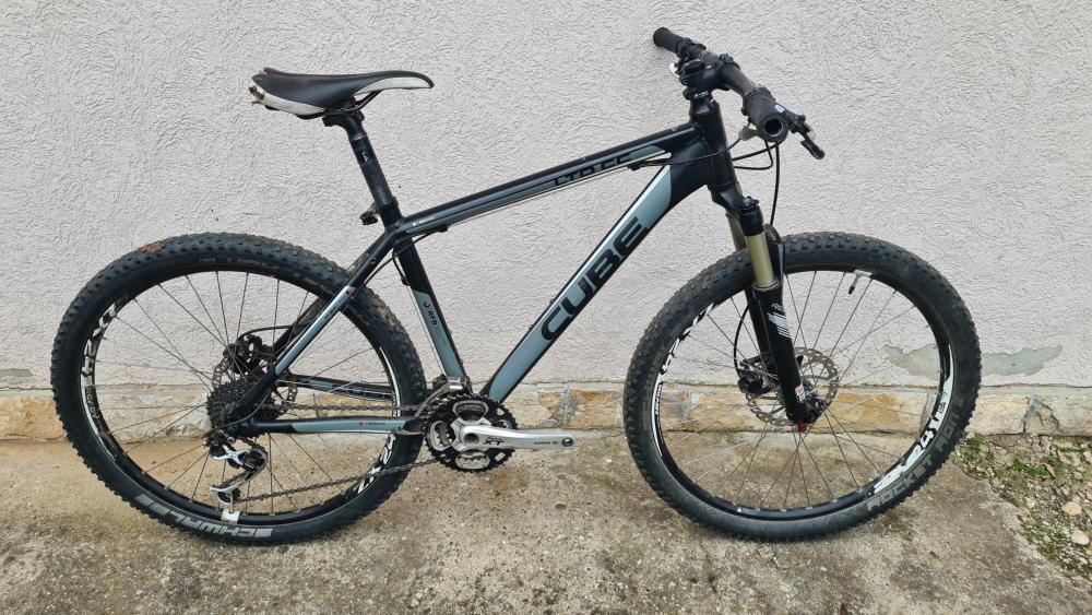Cube LTD full XT, Rock Shox Reba, oštećen ram