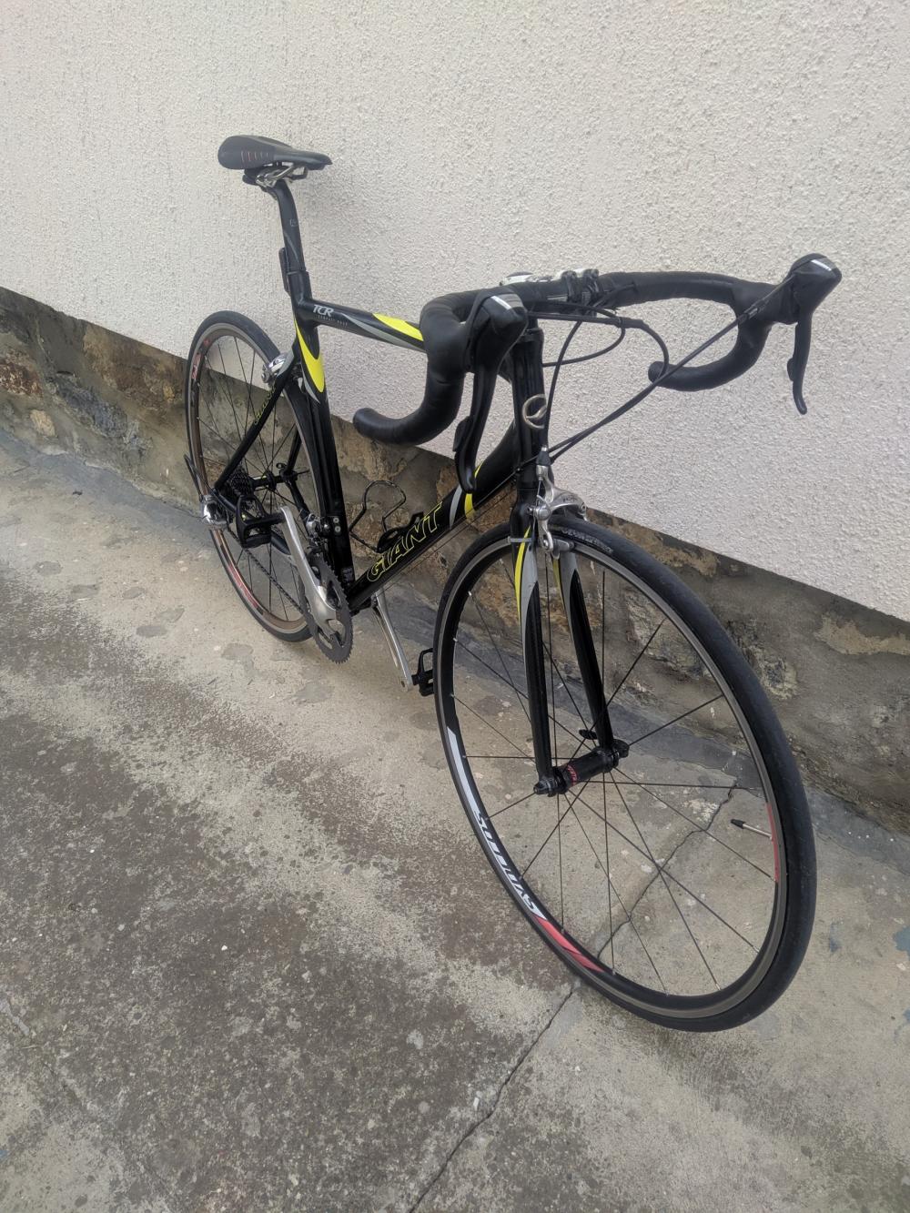 Giant TCR compact