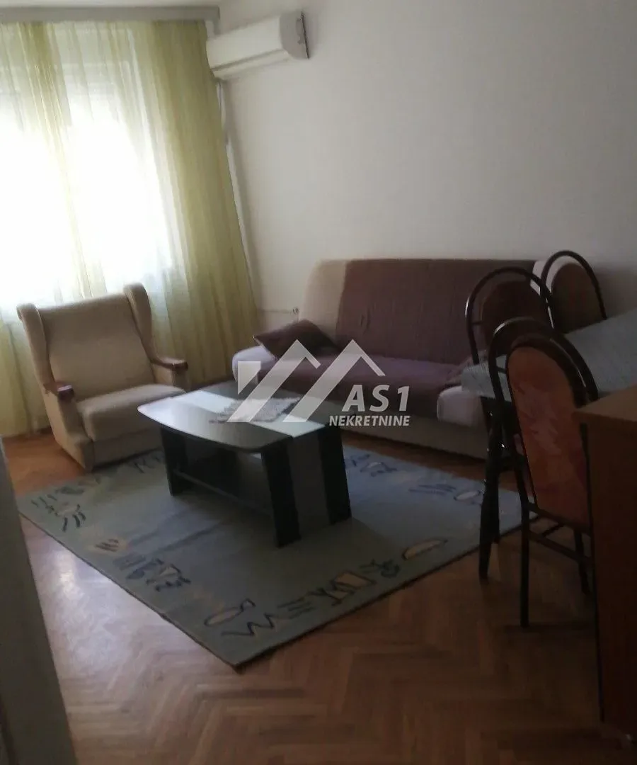 Izdavanje, dvosoban stan, 48m2, Centar, Novi Sad