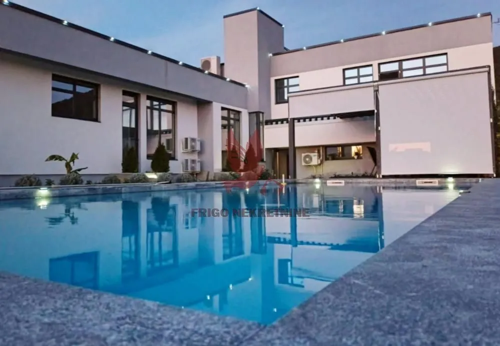 Prodaja, kuća, 580m2, Kosmaj, Sopot, Beograd