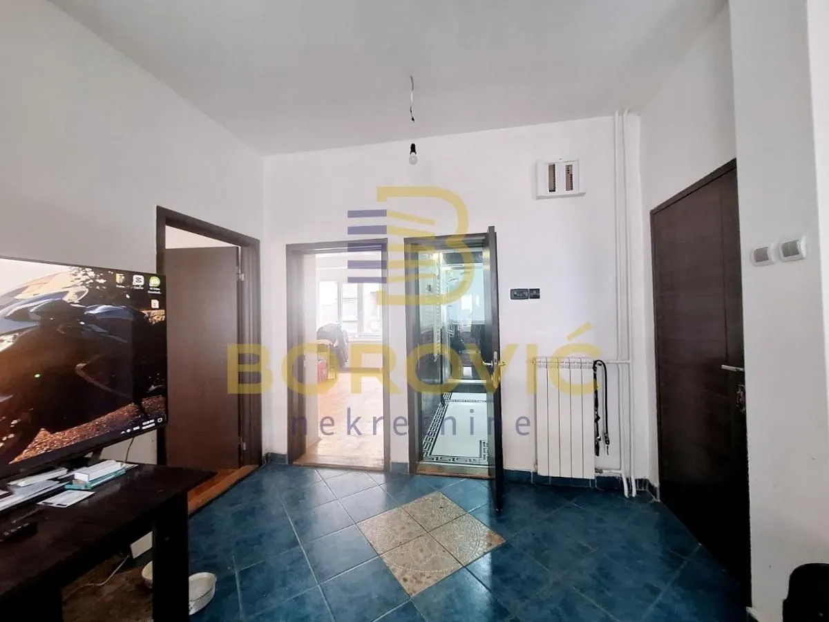 Prodaja, dvosoban stan, 60m2, Savski Venac, Beograd