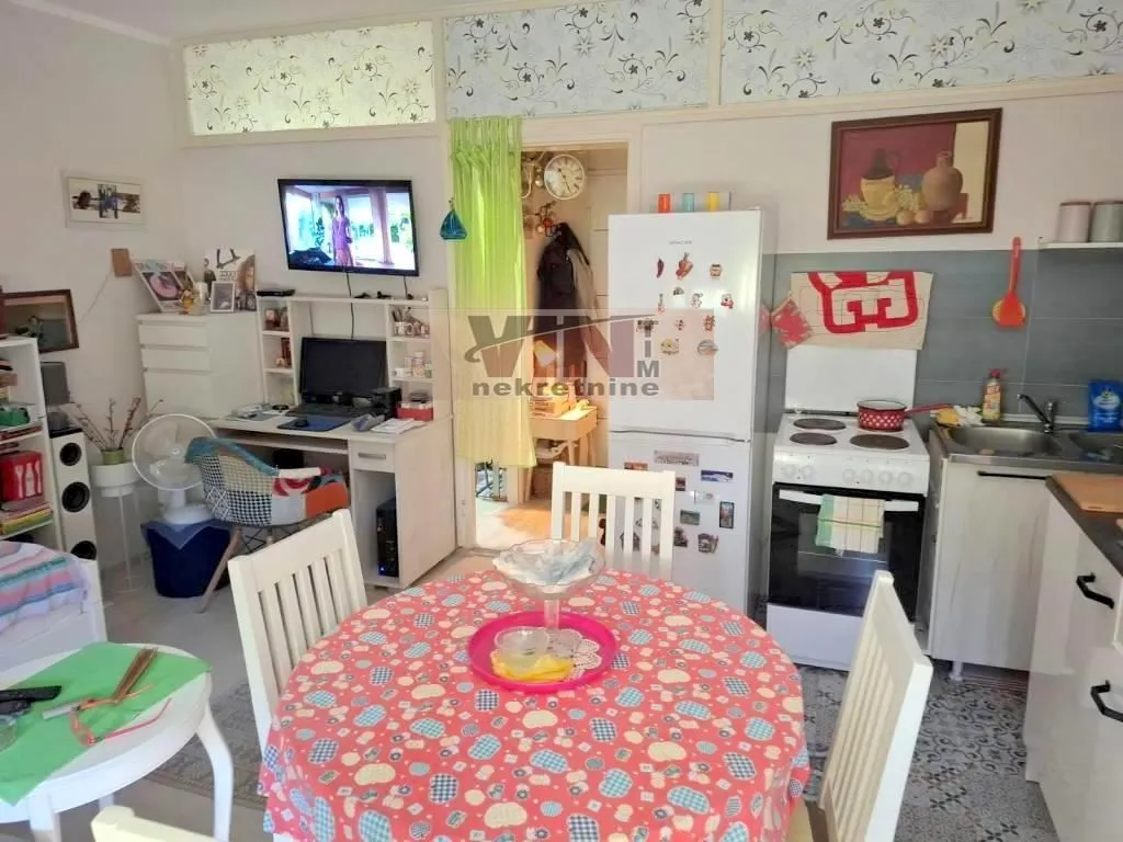 Prodaja, garsonjera, 24m2, Karaburma, Palilula, Beograd