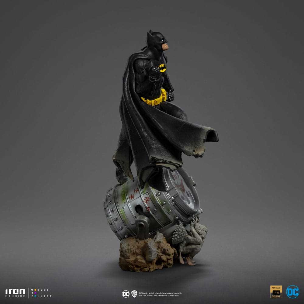 DC Comics - BDS Art Scale Statue 1/10 Batman Deluxe (Black Version Exclusive) (30 cm)