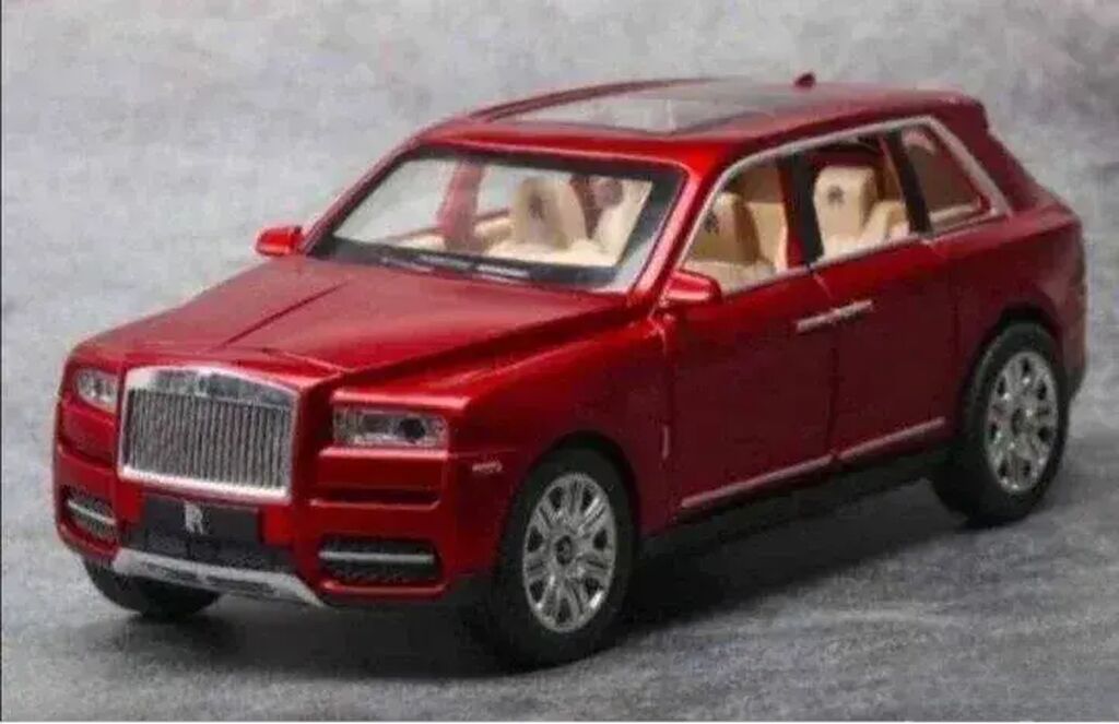 Rolls-royce cullinan crimson red kolekcionarski model 1:24