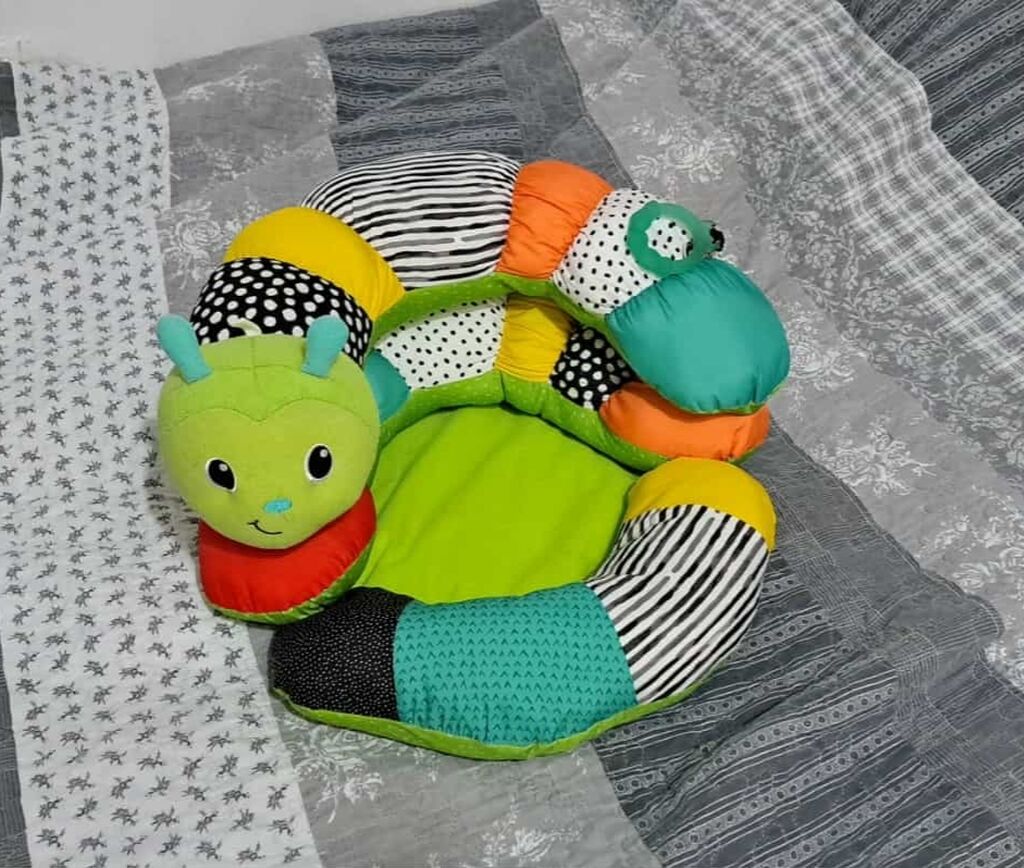 Oba za 2400din Infantino multifunkcionalan Timmy jastuk-fotelja