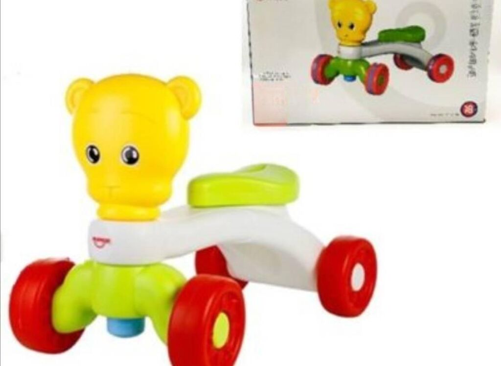 Bebi bicikl sa četri točkova. bebi bicikl sa četri točkova artikla je
