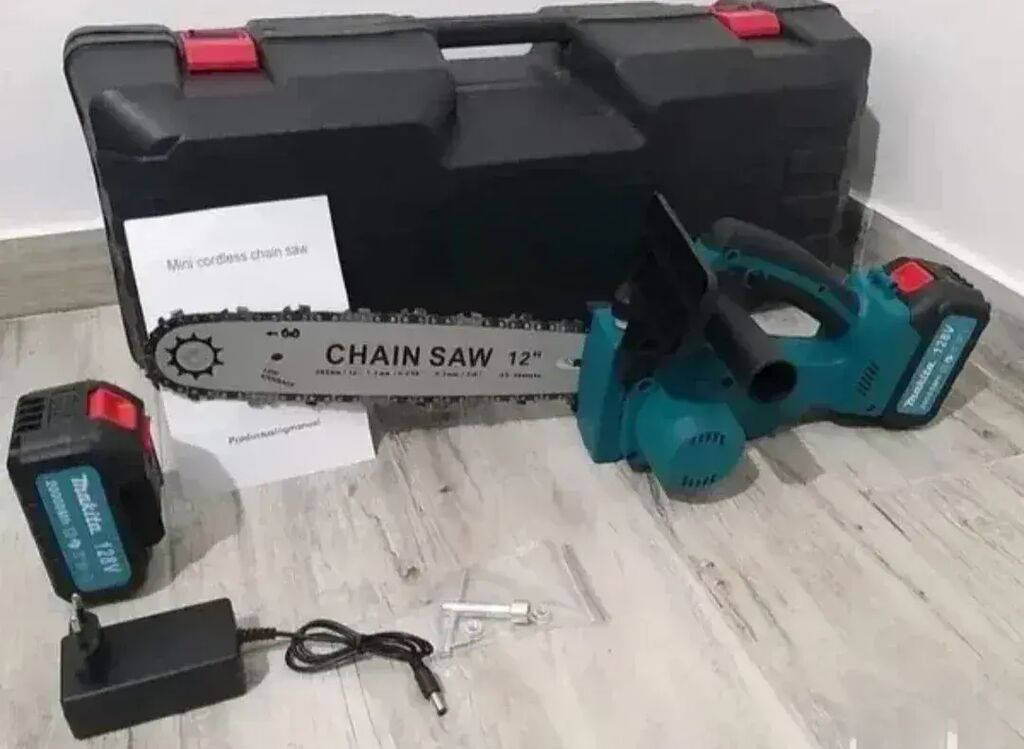 Makita aku lancana testera 128v dve baterije. makita aku lancana