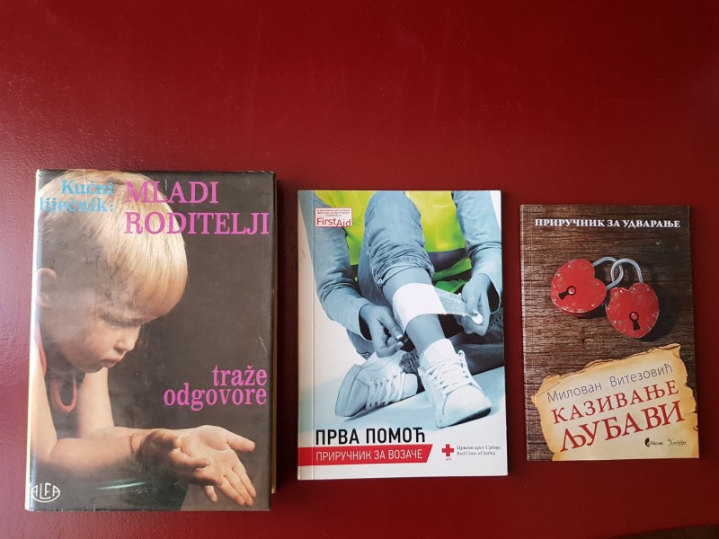 3 Knjige Priručnici (Psihologija, Pedagogija, Medicina)