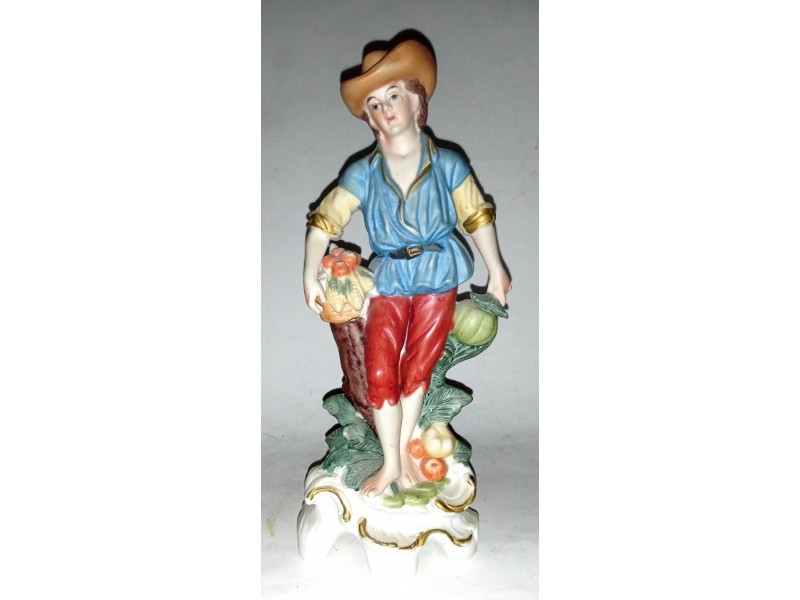 FIGURA - BISKVIT PORCELAN ZIG 26cm