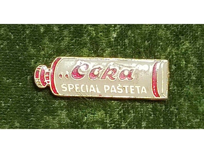 ČOKA PAŠTETA.