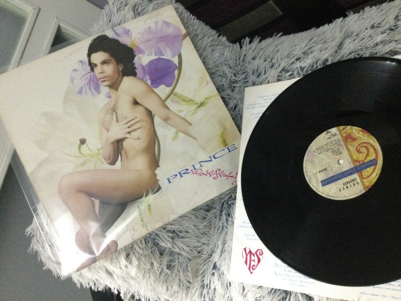 PRINCE. LOVE SEXY