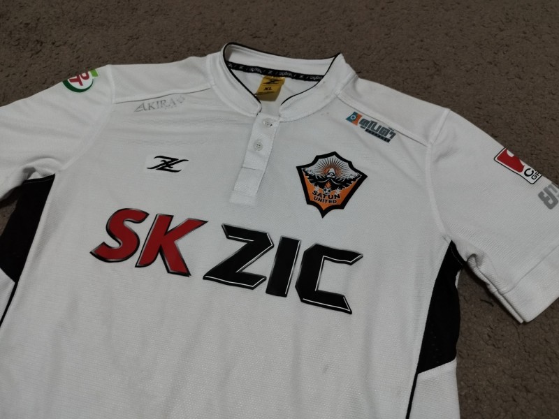 Saturn United SK ZIC Thailand - L