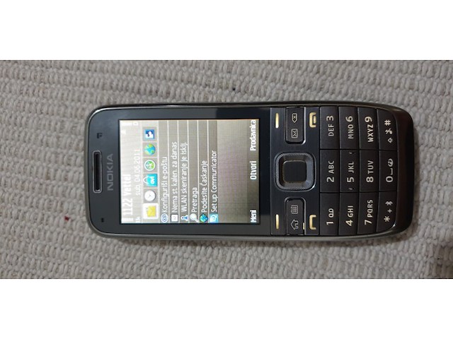 Nokia E52, EXTRA stanje, life timer 108:03 original, od