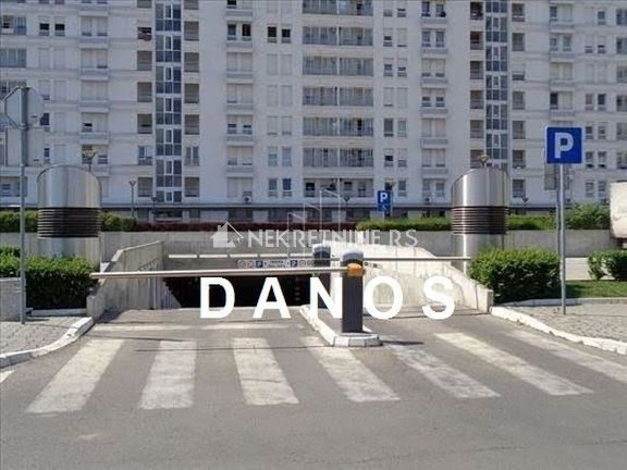 Novi Beograd, Belvil, Garažno mesto, 12m2,Uknjiženo