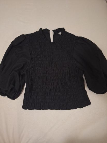 Kratka cropp top rolka kao nova