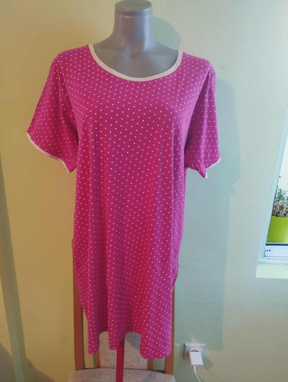 Nova spavacica Cappuccini,velicina 44-46 ili XL