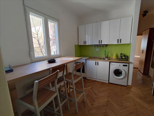 1.5 salonac kod Đerma