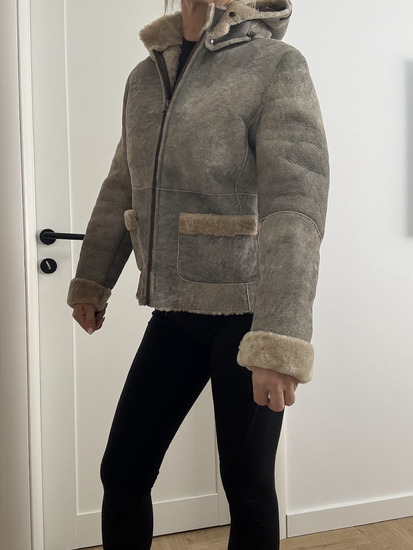 ORIGINAL SHEARLING kozni monton-skupocen