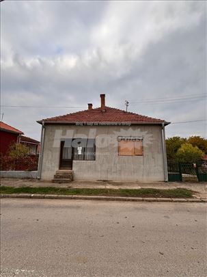 Kuca na prodaju