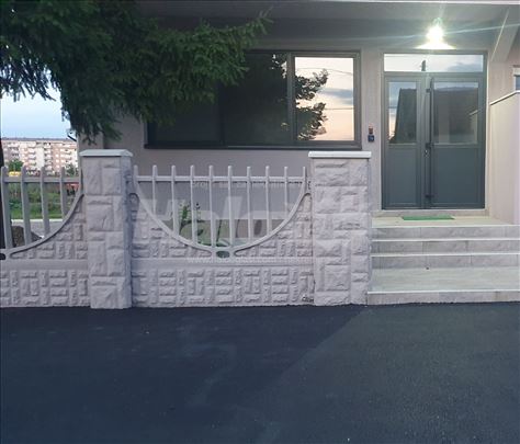 Izdajem višenamenski lokal u Staroj Pazovi