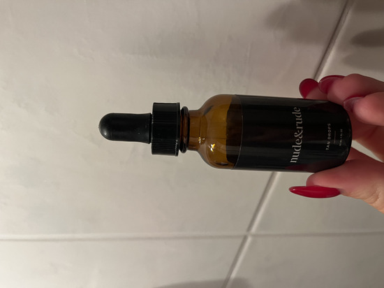 Nude and rude tan drops
