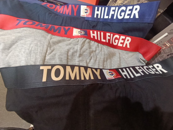 Tomy Hilfiger bokserice tri u setu