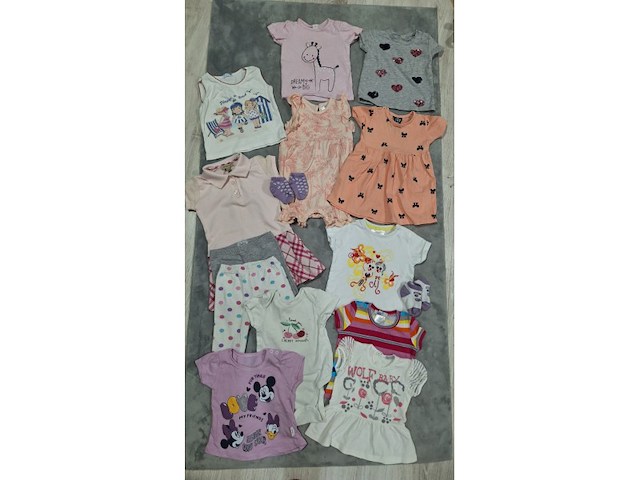 SET STVARI ZA BEBE-VEL.68/74/80 -15 KOMADA