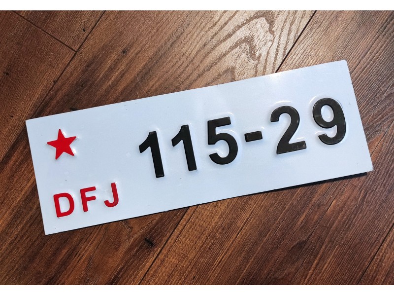 Tablica DFJ 115-29 Crvena Zvezda