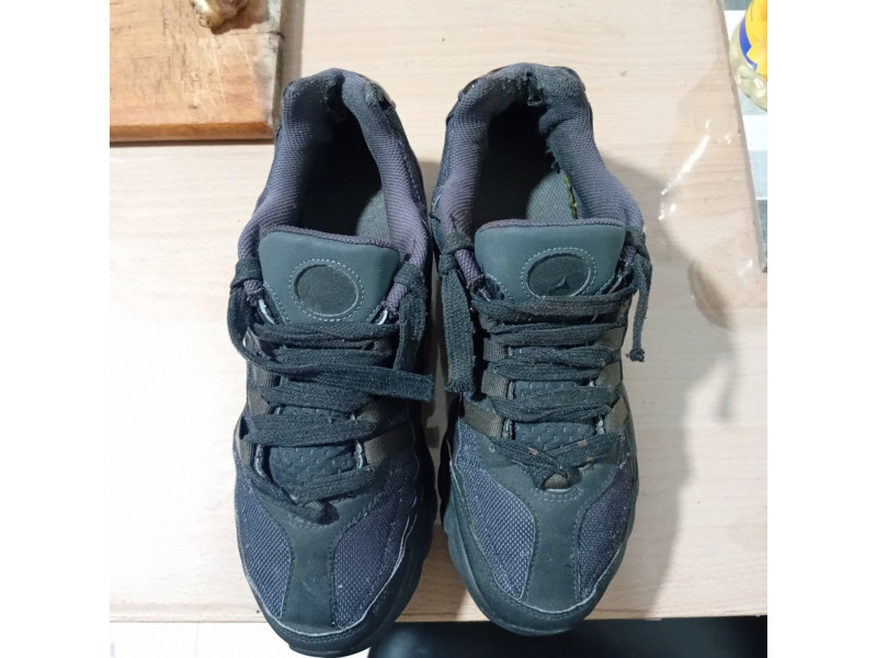 NIKE AIR MAX VGR br 42. AKCIJA svega