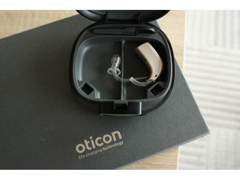OTICON RIA 2-Slušni aparat (NEKORIŠĆEN)