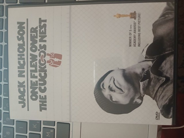 One flew over the cuckoos nest - let iznad kukavicijeg
