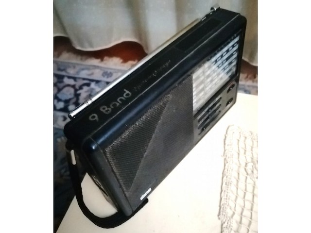 Tranzistorski radio prijemnik `Allorgan`