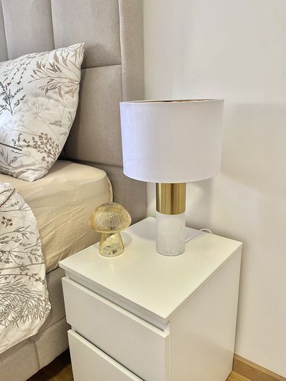 Dve lampe
