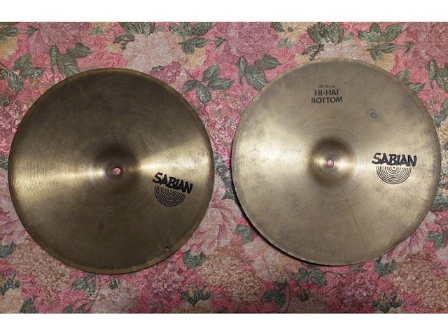 Hi-hat `Sabian`