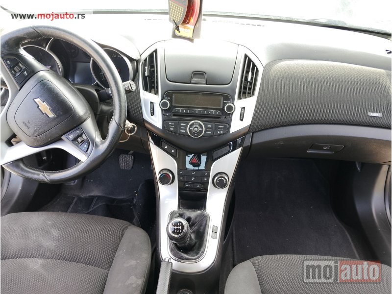 Chevrolet Cruze 1.7D