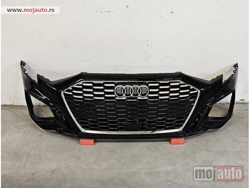 Audi A3 / 8Y / 2020-2024 / S-Line / Prednji branik / ORIGINAL