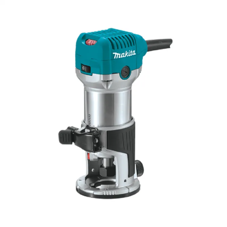 Makita glodalica 710W RT0702C