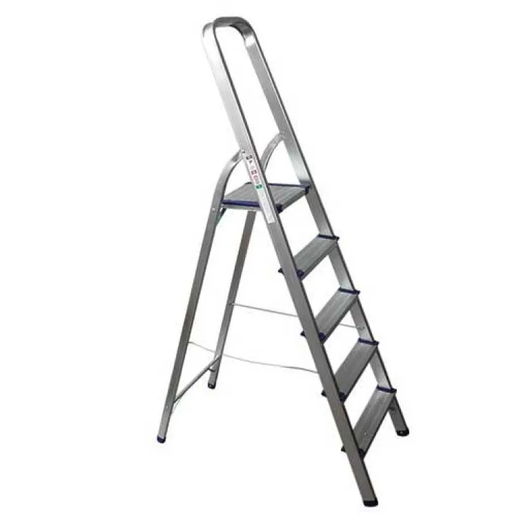 Alu merdevine 4 +1 Womax