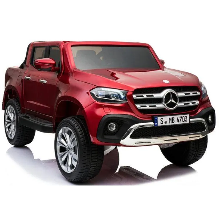 Mercedes-Benz X-class dvosed licenciran crveni