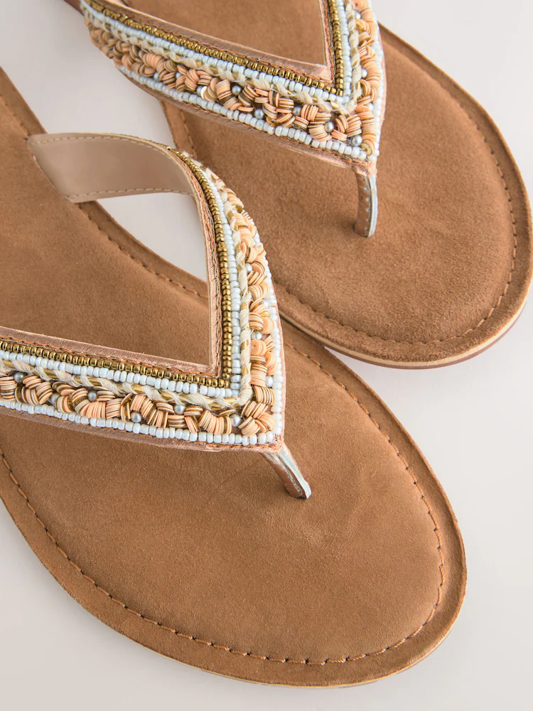 Zlatni antilop - Beaded Toe Tange Sandale