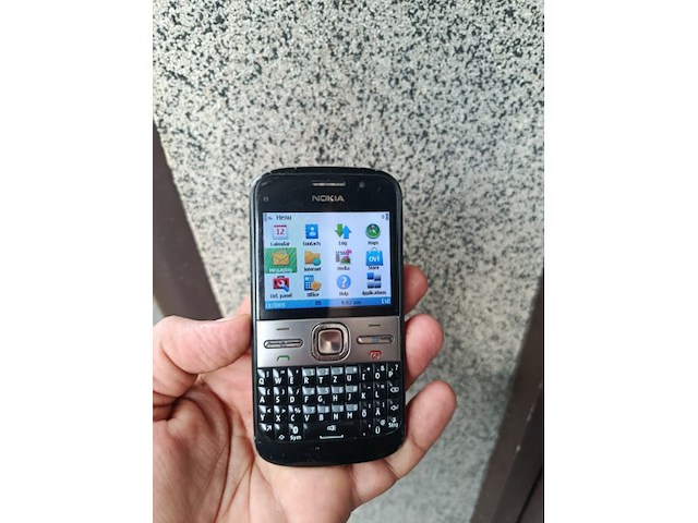 Nokia E5