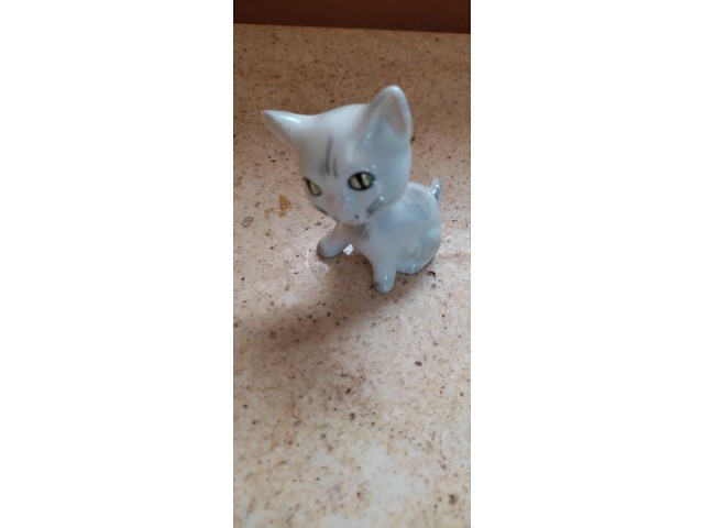 Porcelan-macka.aquincum porcela