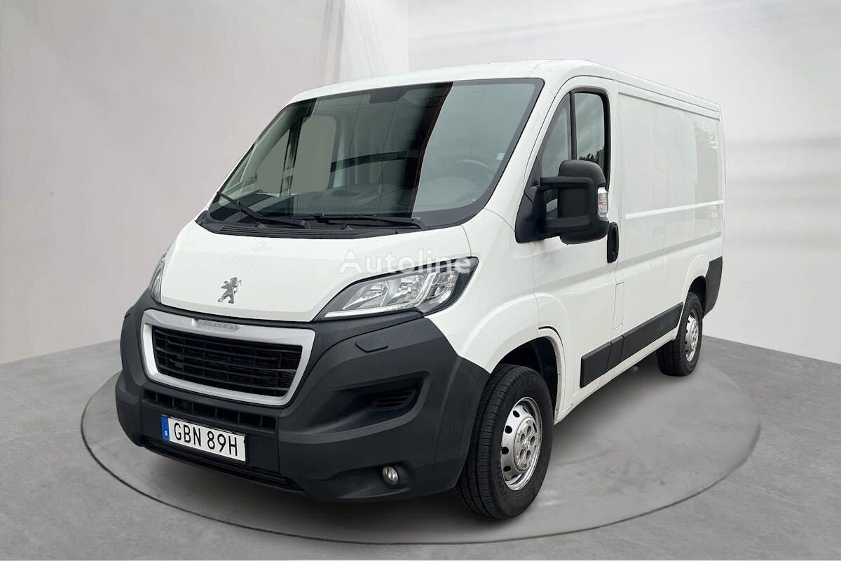 Prodaje se Peugeot Boxer minibus furgon na aukciji