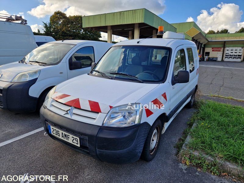 Prodaje se Citroen Berlingo laki furgon na aukciji