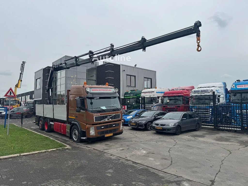 Volvo FM 500 6X2 EURO 5 HIAB 211 EP5 + REMOTE CONTROL kamion s ravnom platformom
