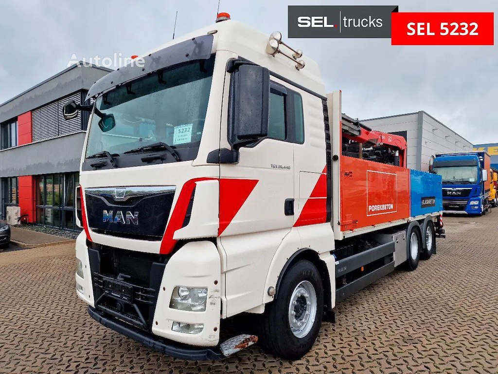 MAN TGX 26.440 6X2-4 BL LKW ZF Intarder / Fassi F195AS.22 / Lenkachs kamion s ravnom platformom