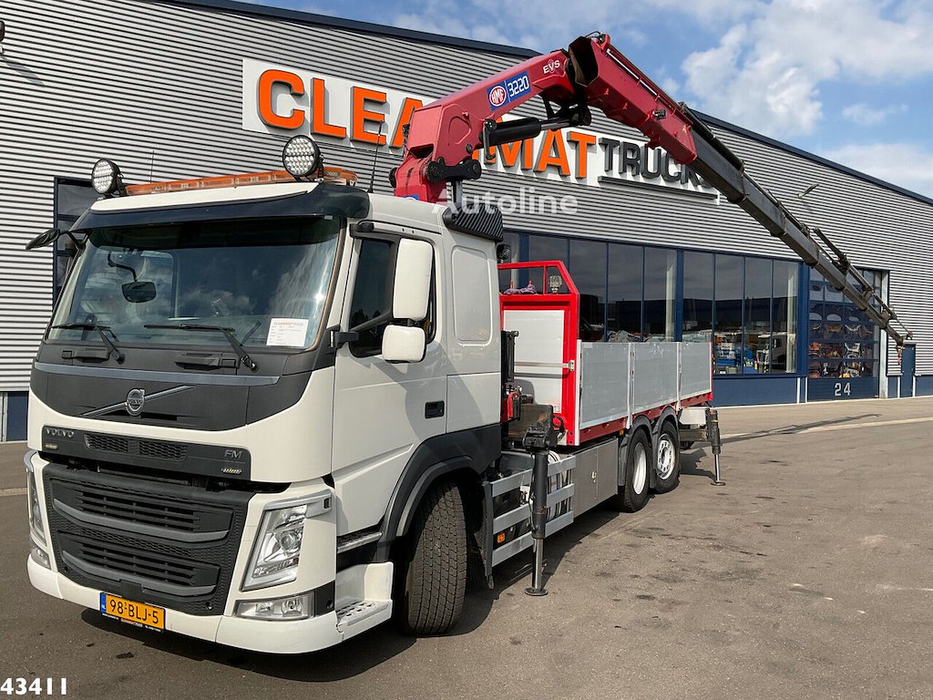 Volvo FM 500 Euro 6 HMF 32 Tonmeter laadkraan Just 166.643 km! kamion s ravnom platformom