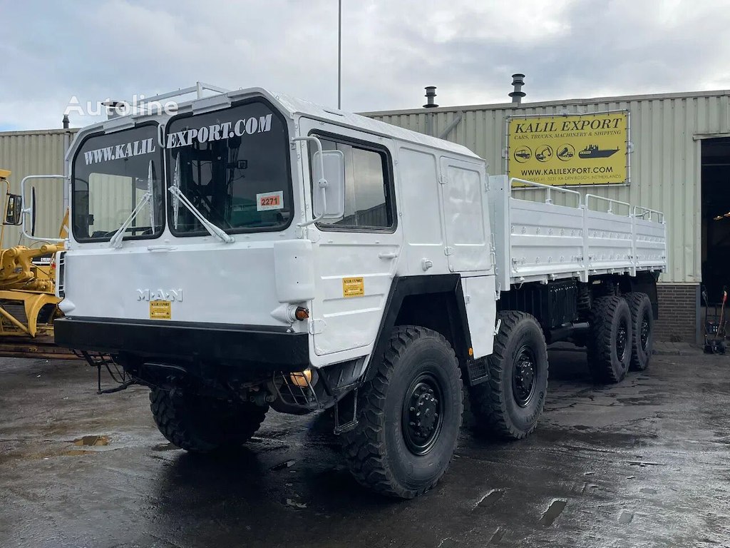 MAN KAT 8x8 V8 Deutz Engine Open Box Low Mileage Good Condition More kamion s ravnom platformom
