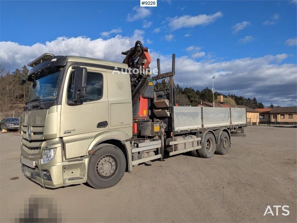 Mercedes-Benz Actros 963-0-C kamion s ravnom platformom